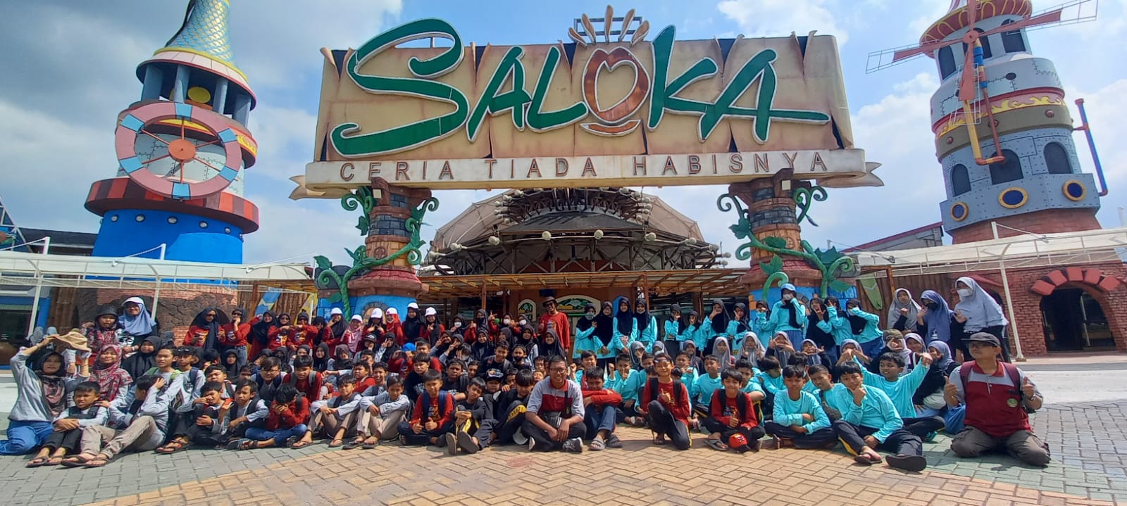 Karya Wisata Museum KAI Ambarawa dan Saloka Theme Park Siswa Kelas 6 ...